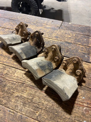 OEM Set '94 - '02 Dodge Ram Cummins Overload Spring Perch Brackets ...