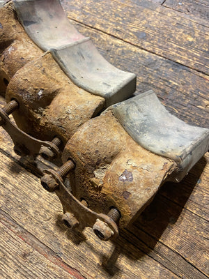 OEM Set '94 - '02 Dodge Ram Cummins Overload Spring Perch Brackets ...